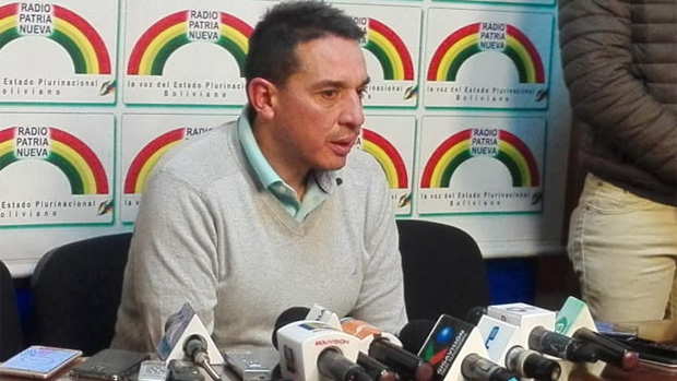 Guillén observa que en UPEA paguen salarios sin trabajar | Erbol ...