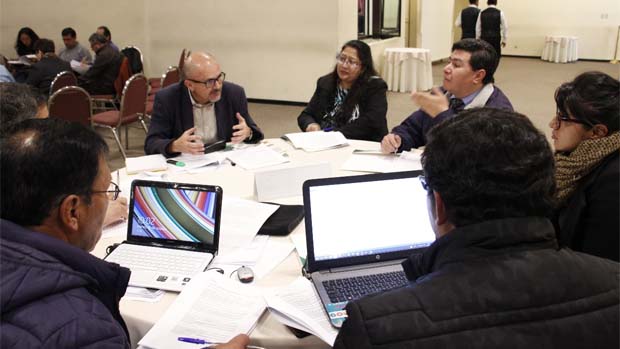 OSC evalúan si el entorno potencia su contribución | Erbol Digital Archivo